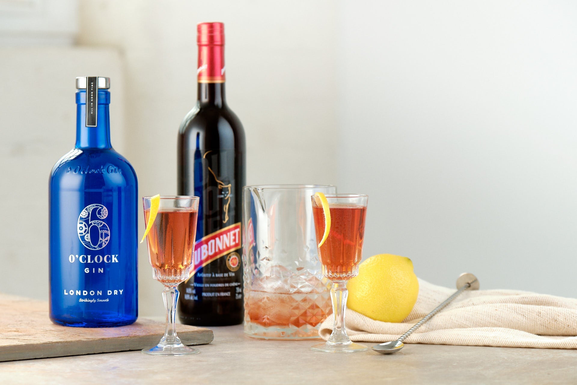Royalty and the Art of Drinking Well – 6 O'clock Gin